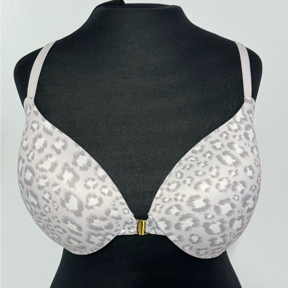 Victoria's Secret | Intimates & Sleepwear | Victorias Secret Incredible ...